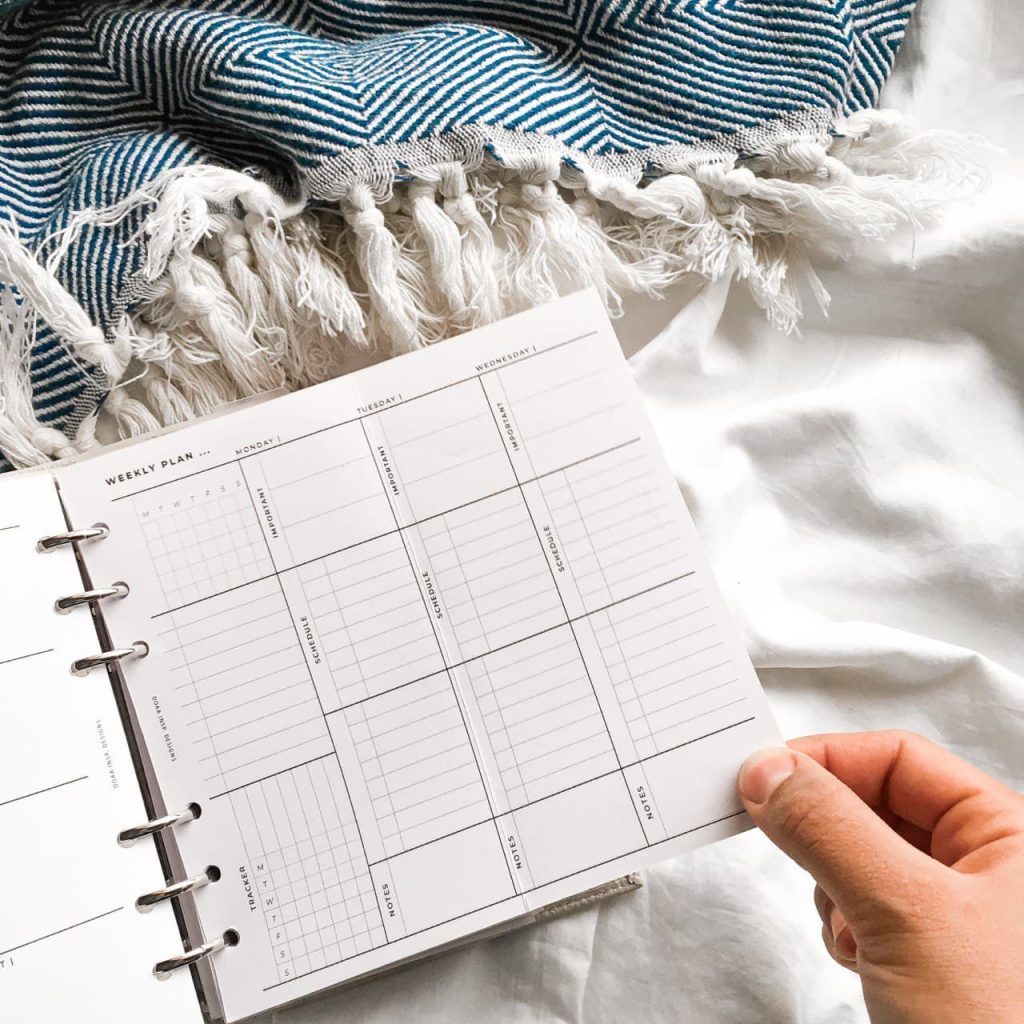 Foldout Vertical Weekly planner – Collab with Steph- Minimal – Doaa ...